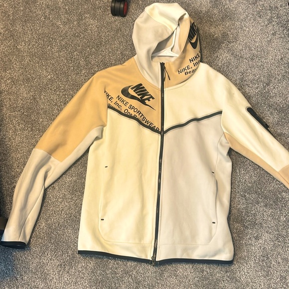 Nike | Shirts | Nike Tech Size Mens Small | Poshmark